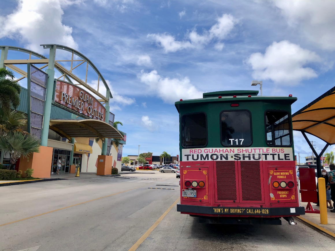 より便利に快適に！赤いシャトルバスからうれしいニュース | アイランドタイム Island Time | グアムの旅行・ツアー・お土産・観光 ...